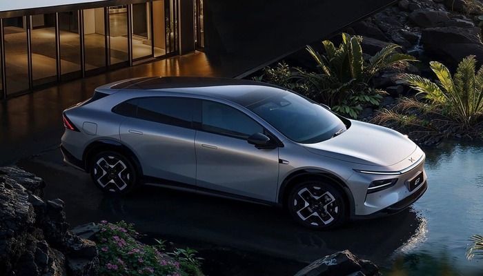 Xpeng G7 EV to feature Huawei’s smart AR-HUD for safer, smarter driving