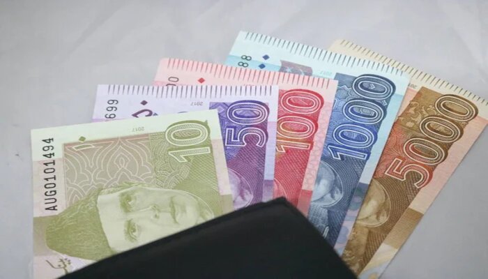 Rollout of redesigned currency notes awaiting cabinet approval: SBP