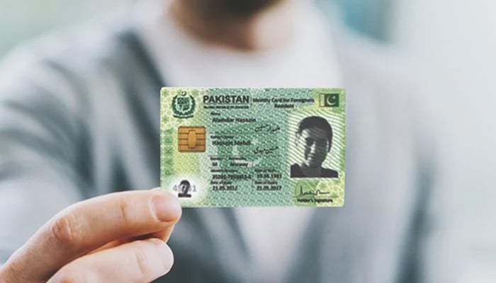 NADRA updates CNIC and Smart ID card fee for October 2025