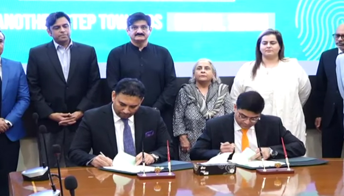 NADRA, Sindh Govt introduce CRMS app for municipal services